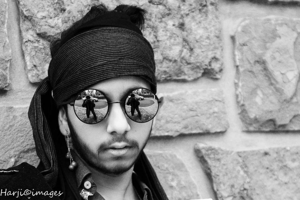 A Beautiful Rendition of Nashid al Imamah by Afraaz Mulji at Aga Khan ...